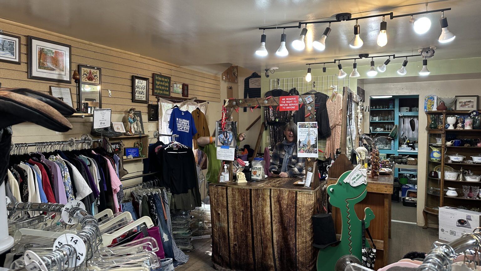Thrift Store – Idyllwild Help Center